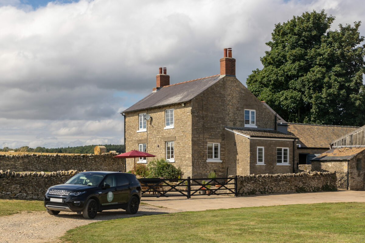High Park - HOT TUB - North Yorkshire Cottage Holidays